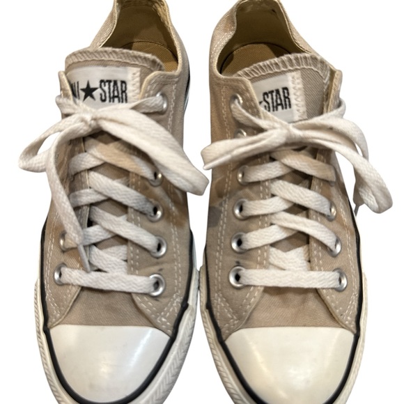 Converse | Shoes | Converse Tan And White Chuck Taylor Sneakers Canvas ...